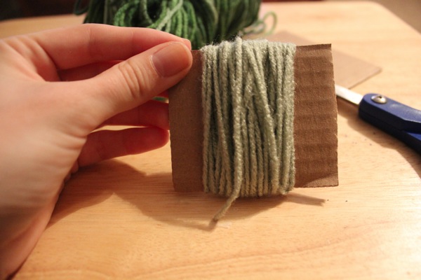 Meg: DIY Yarn Puffs - The Fitnessista