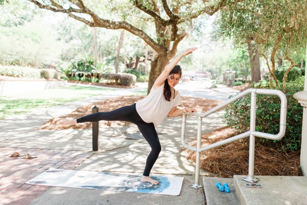 Classic at-home barre workout - The Fitnessista