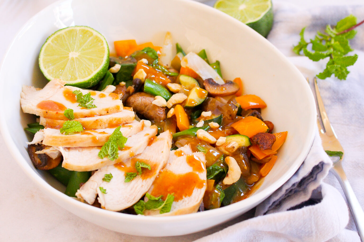 Copycat Glow Bowl recipe from Flower Child - The Fitnessista